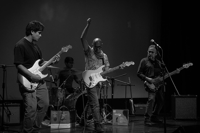 Rafo Ráez & Los ParanoiaS celebran su aniversario en el Teatro ...